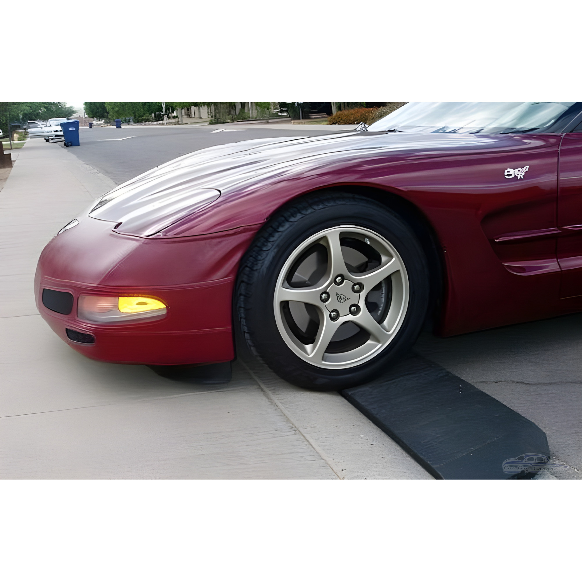 Durable Driveway Curb Ramp - Easy Install, 25,000 lbs Capacity