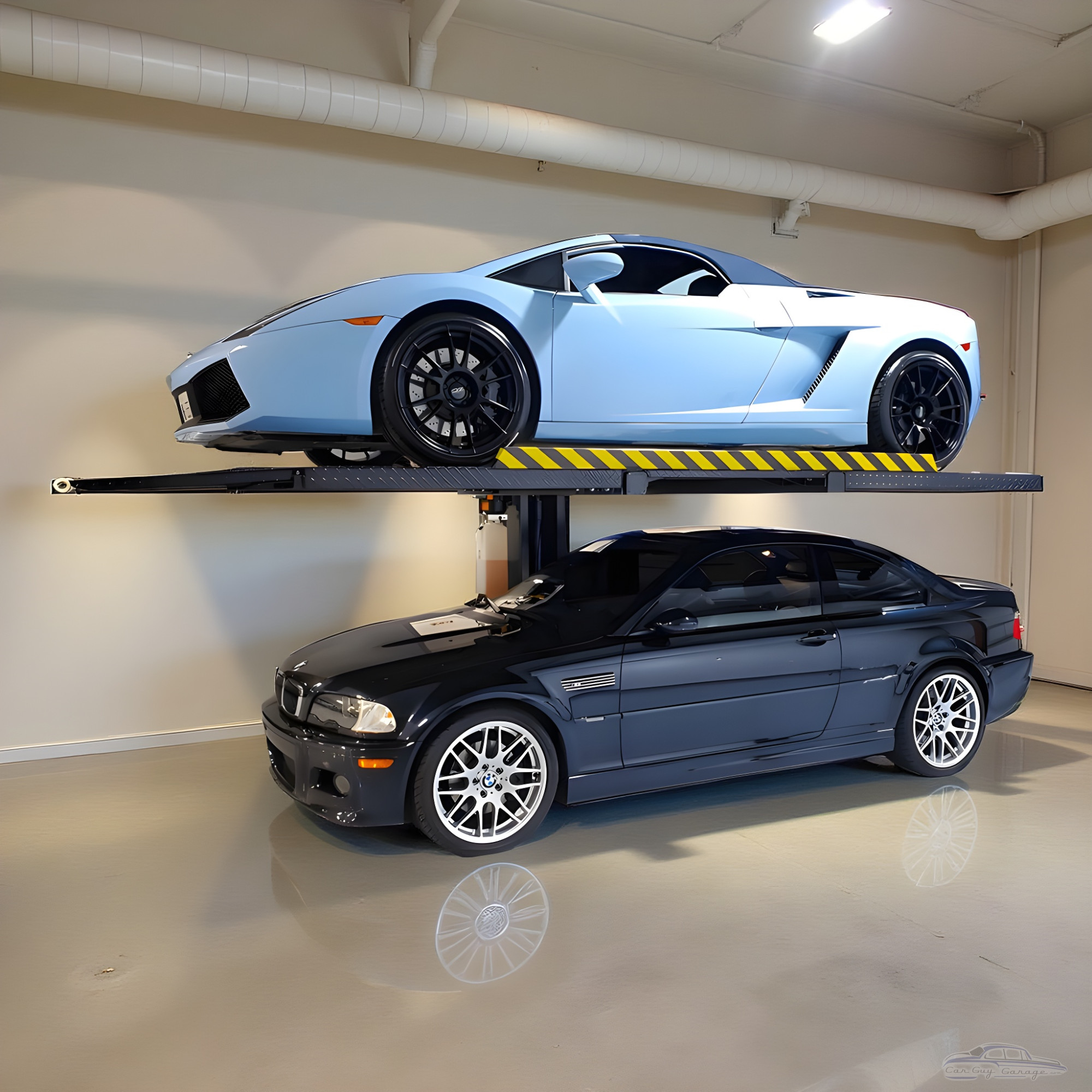 Single Post Car Lift - 6,000 lbs Capacity, Space-Saving Design