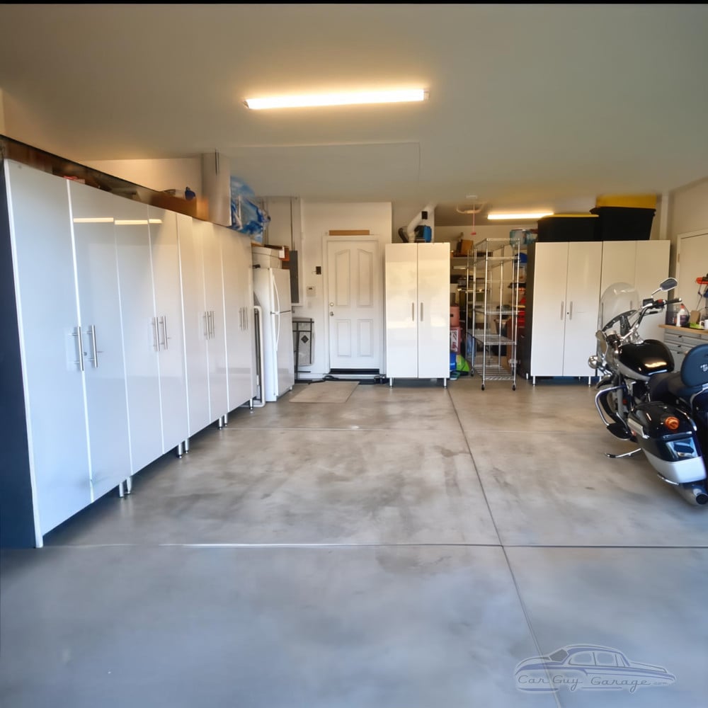 Silver Modular 11 Piece Kit with Bamboo Worktop for Garage