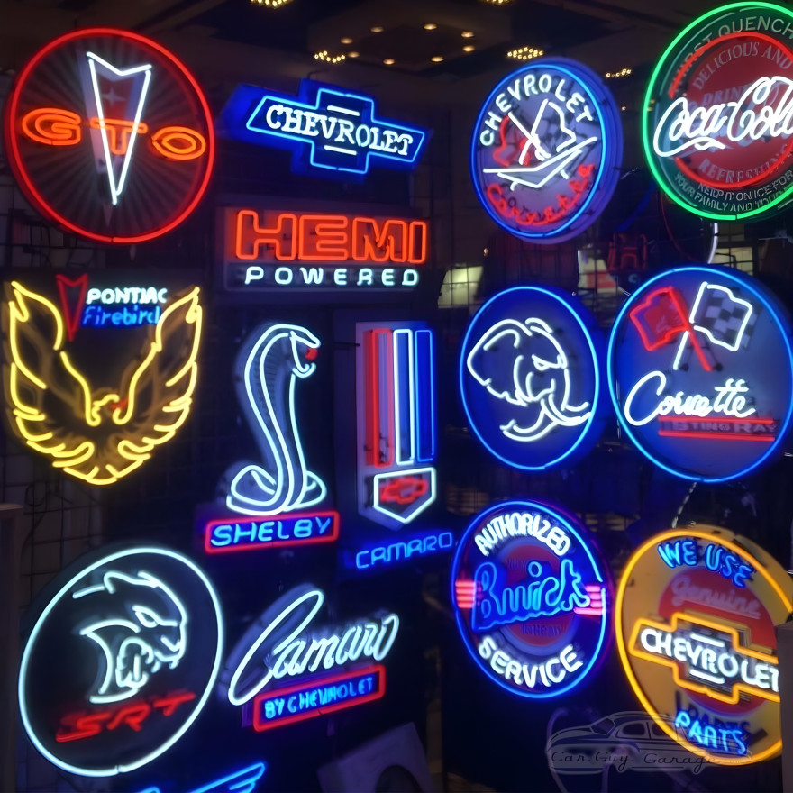 Hellephant Neon Sign - 24" Diameter, High-Quality Glass Tubes