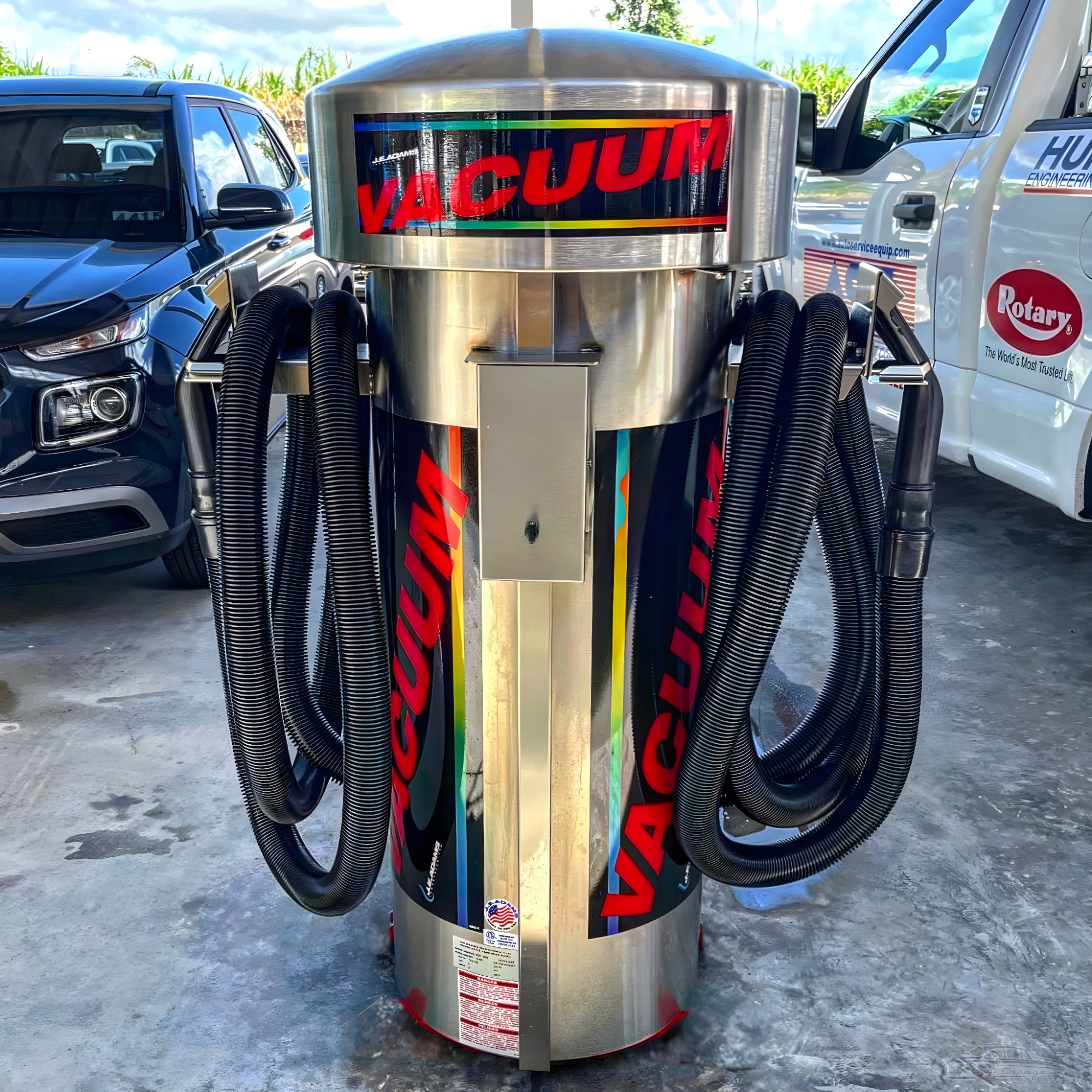 Commercial Vacuum - 120V 30A, 3 Motor, Dual Hose, High Suction