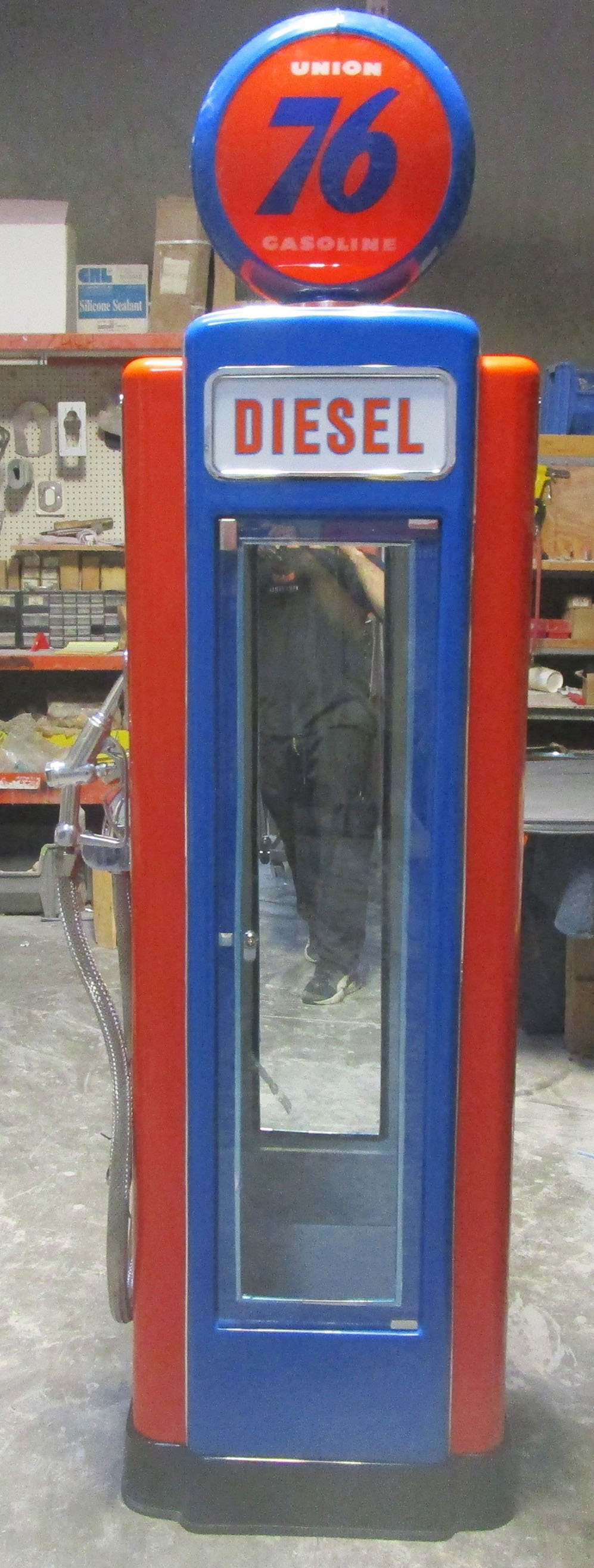 Union 76 Wayne 70 Gas Pump Display Case with Lights & Shelves