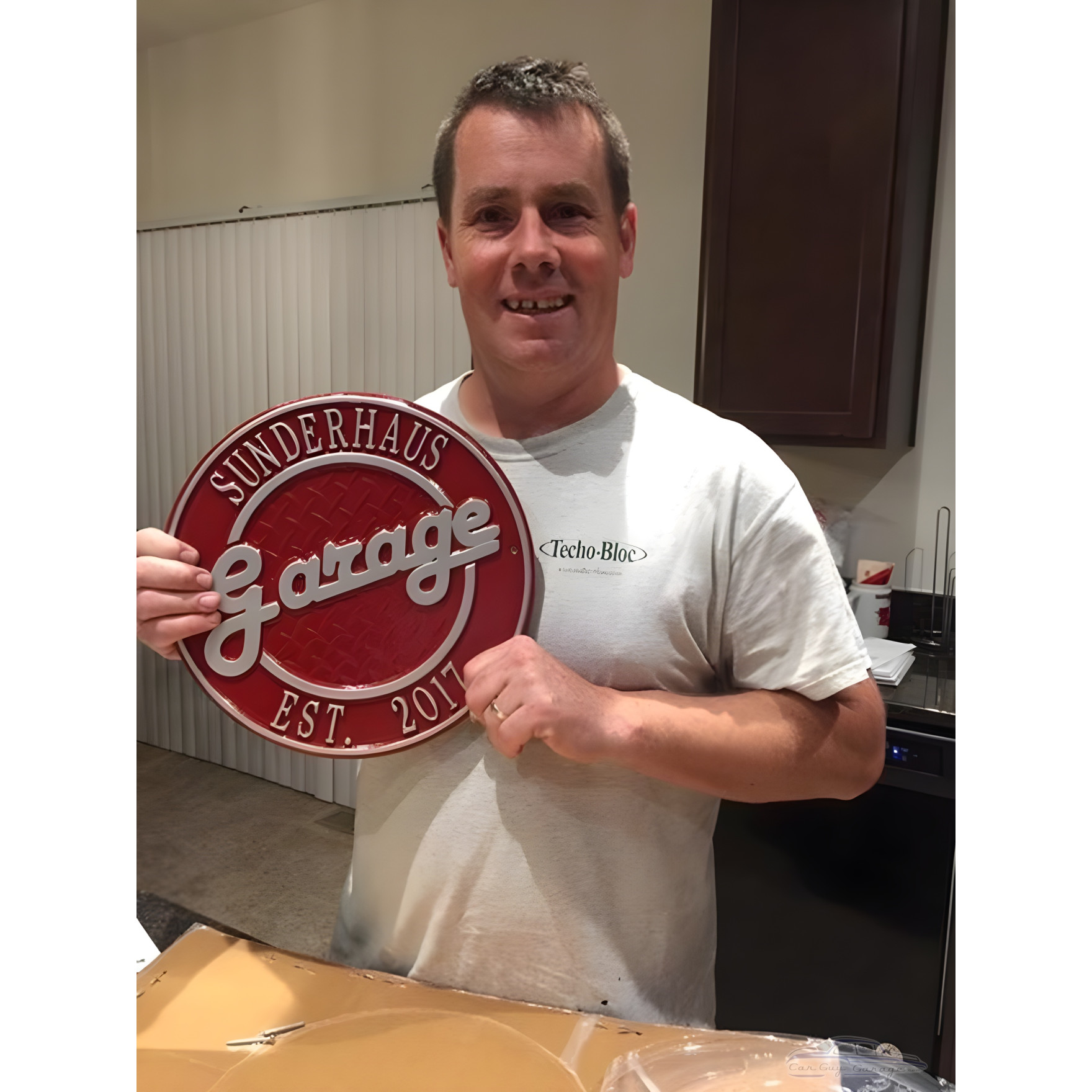 Personalized Cast Aluminum Garage Plaque - Durable & Customizable